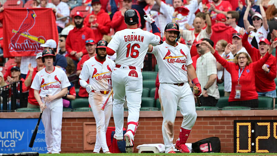 Cardinals start fake attendance rumors early with a number that surely ...