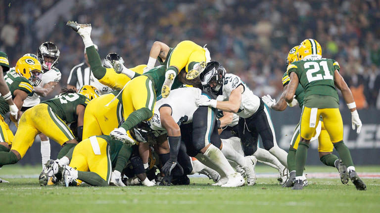 'Tush Push' debate: Which NFL teams support, oppose controversial QB ...