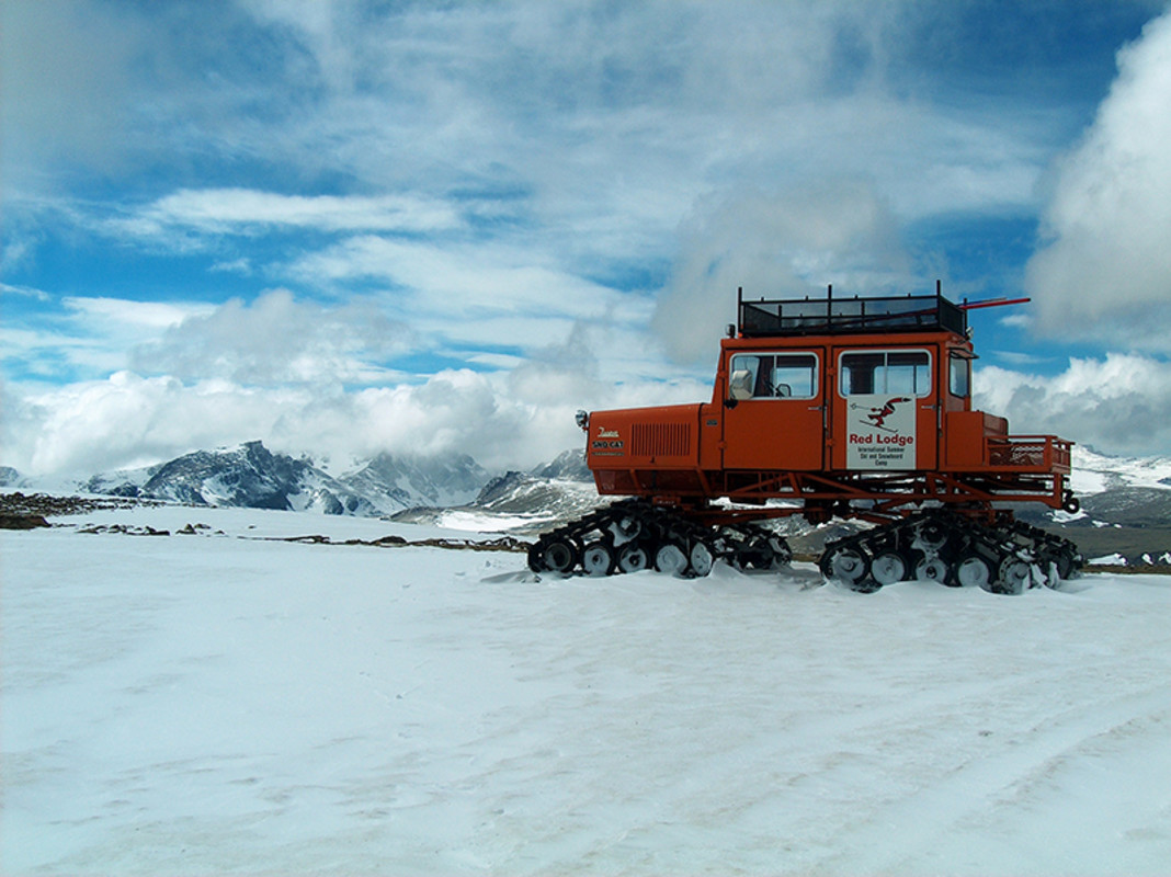 America's Lone 'Summer-Only' Ski Area to Re-Open This Year
