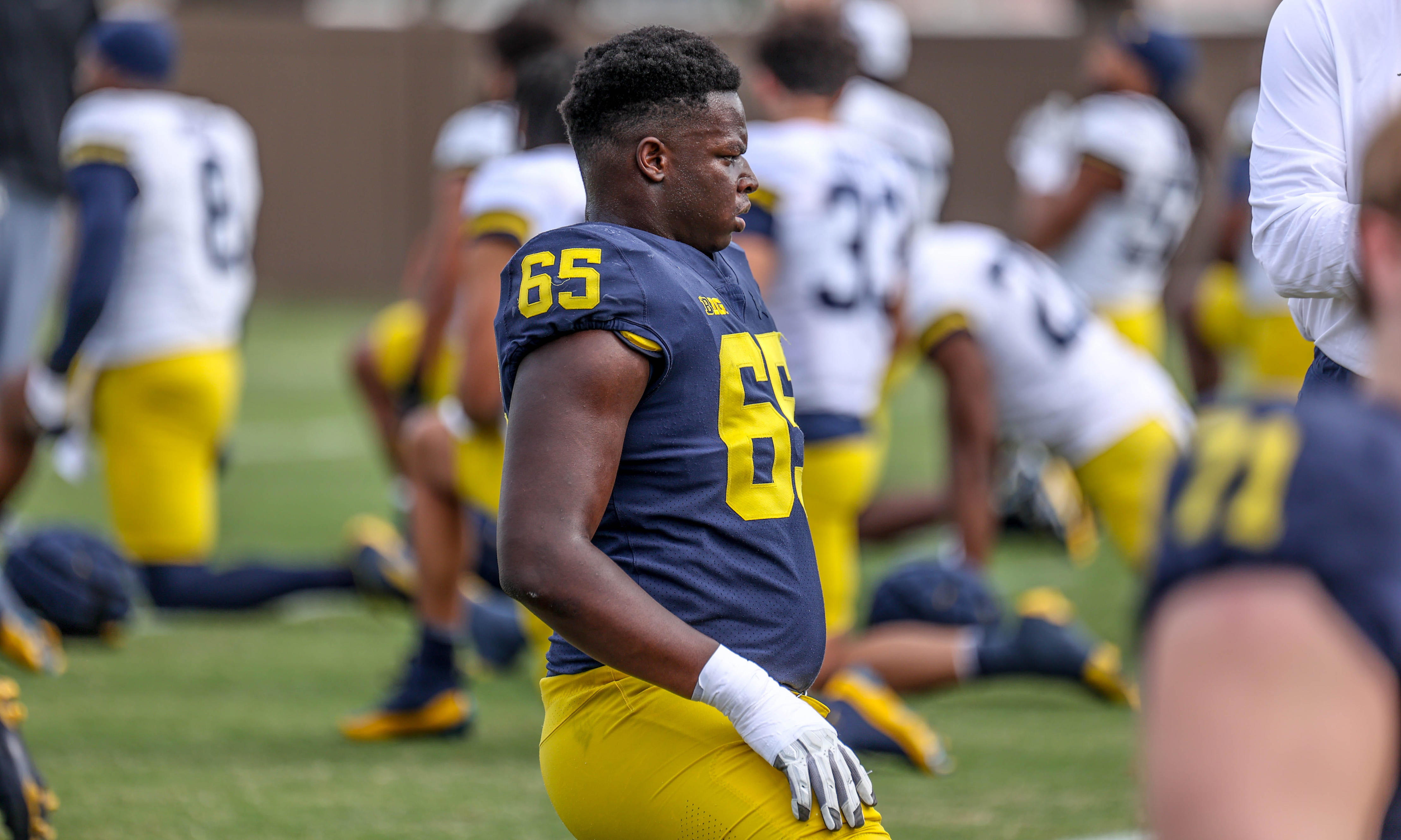 Former five-star OT Andrew Babalola making big strides in spring ball