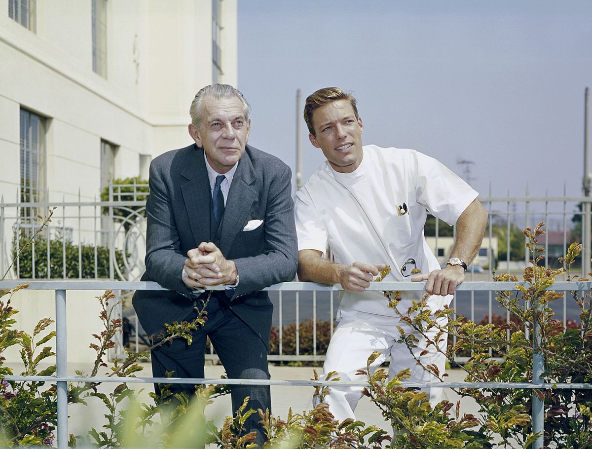 How Actor Richard Chamberlain Staked His Claim as the “King of the ...