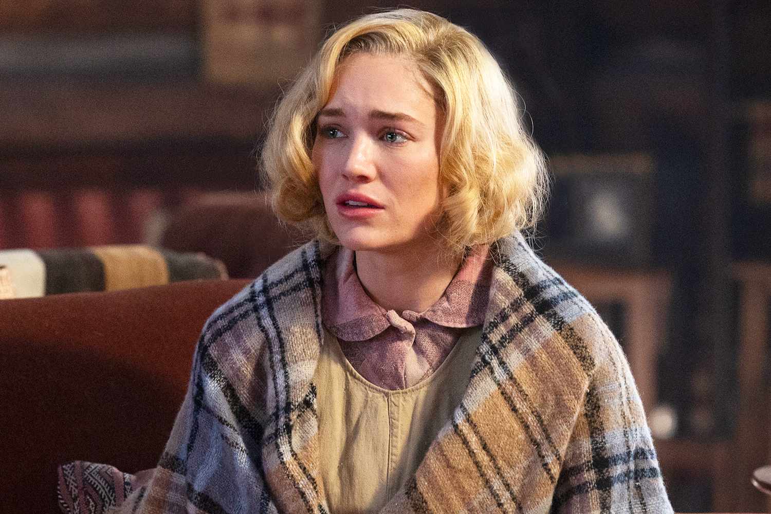 Michelle Randolph 'Cried Every Single Time' She Read “1923” Season 2 ...