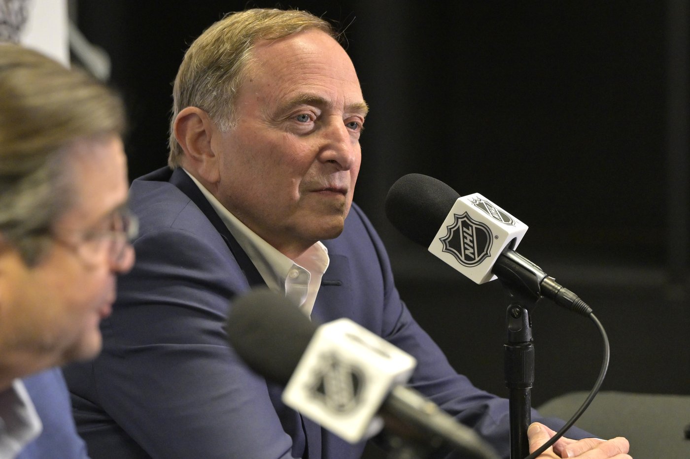 Une entente de télédiffusion de 11 milliards $ est conclue entre la LNH ...