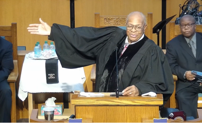 82-year-old Pastor Douglas Jones accused of criminal sexual conduct