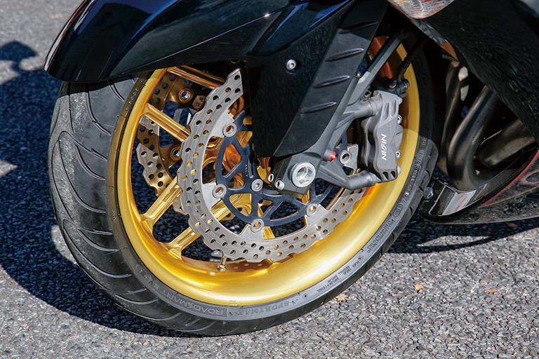 ドラッグイメージにピッタリとはまる軽量ホイール｜クラスフォーエンジニアリング「RC Components・Laguna」