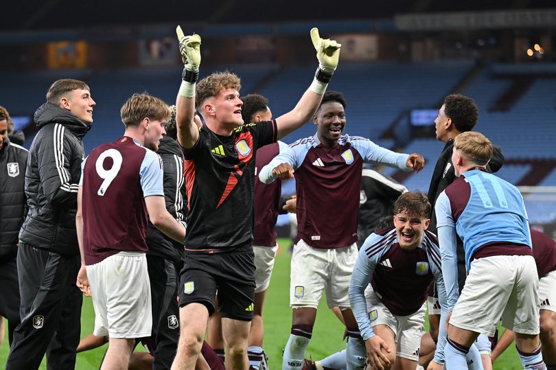 Aston Villa new hero emerges as Sir Alex Ferguson watches Manchester ...