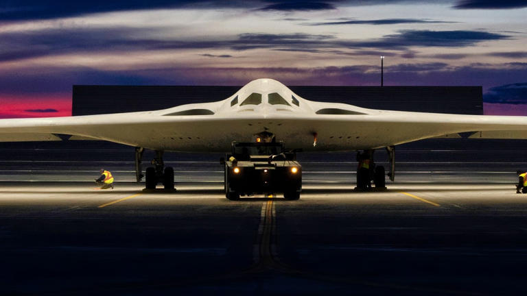 The B-21 Raider ‘Arsenal Plane’ Would Be Epic