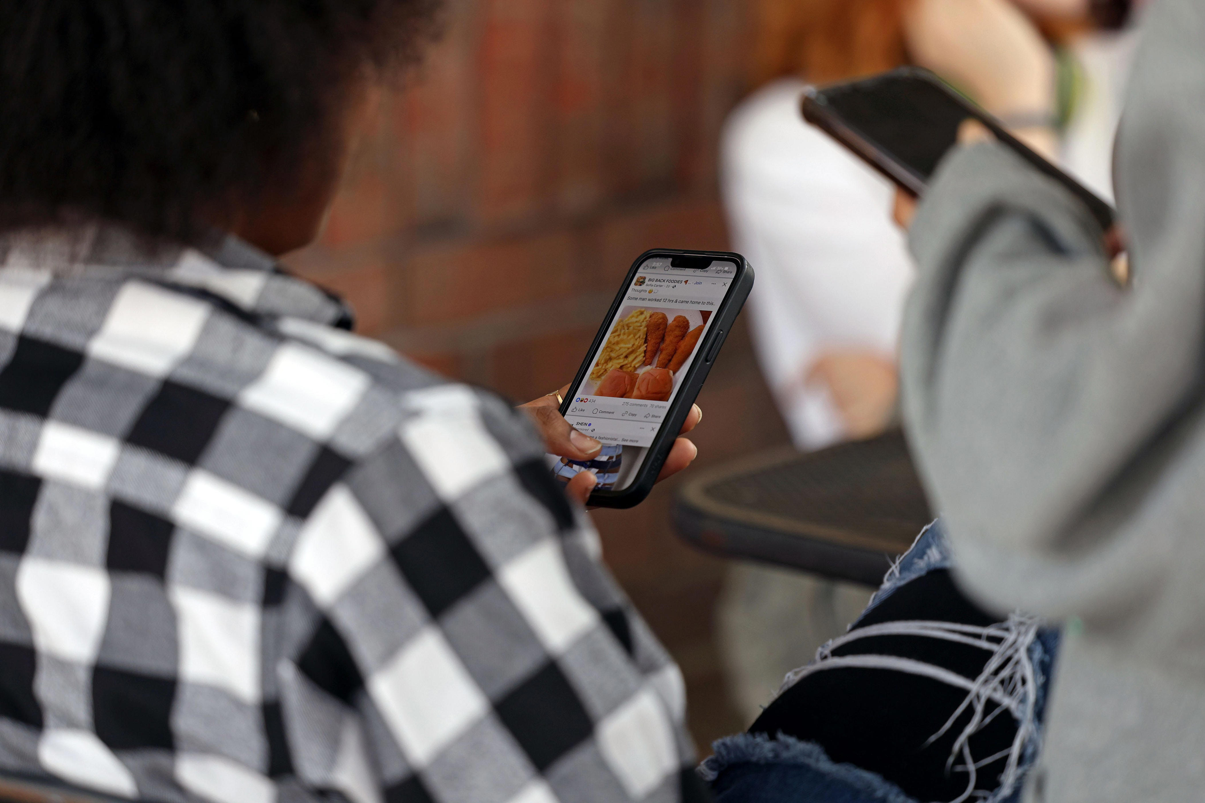 Goodbye smartphone? What we know about the Reconnect Movement at ...