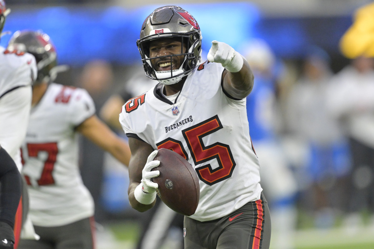 Buccaneers Sound Off On $52 Million Cornerback