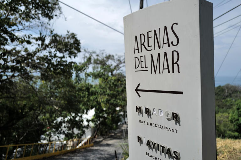 Costa Rica tourist industry takes a hit after death of former Yankee ...