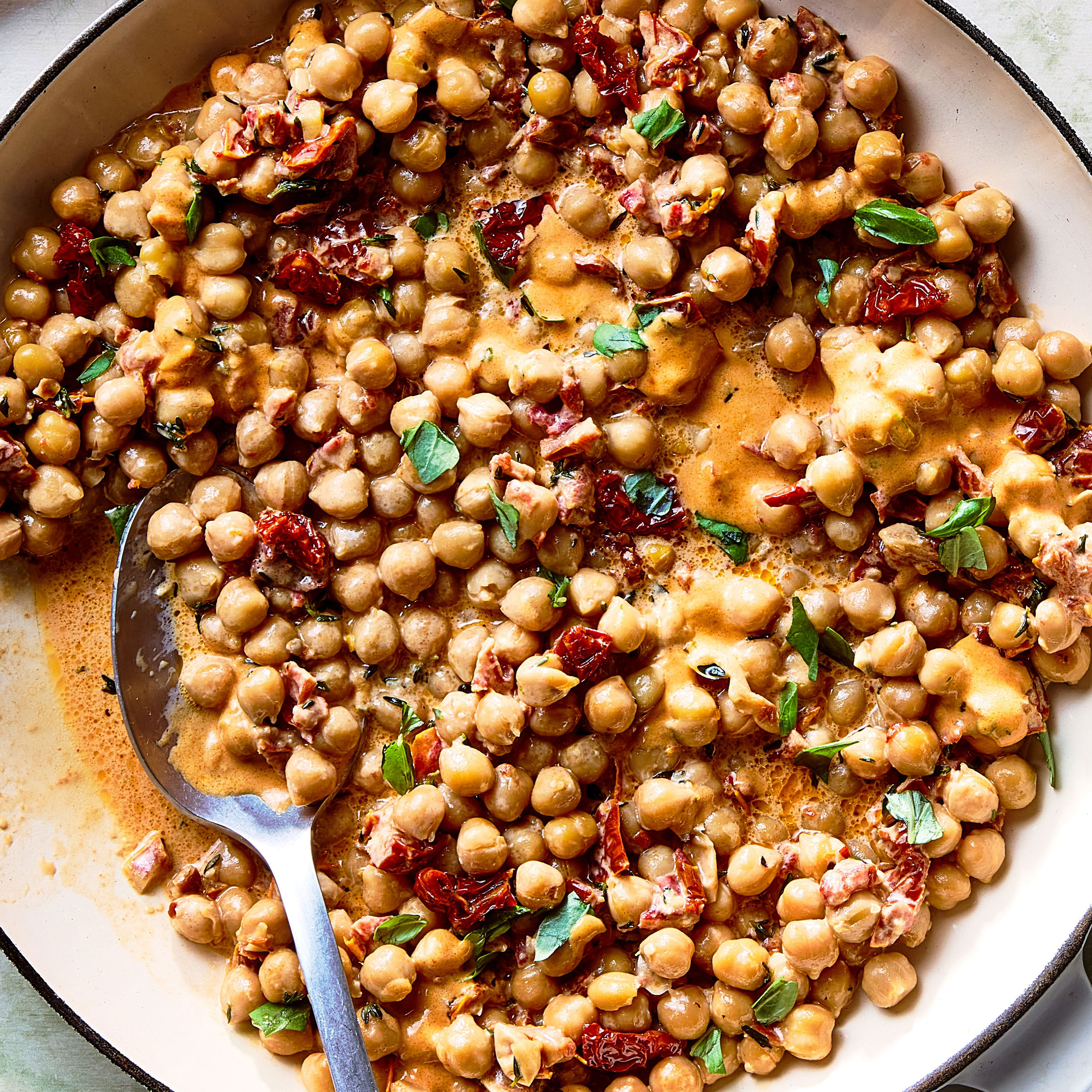 I'm The Only Plant-Based Eater In My Family, So I Make These Dinners ...