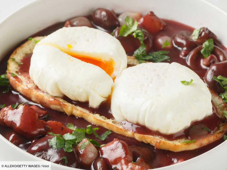 Œufs meurette façon grand-mère : la recette régionale d'un grand chef ...