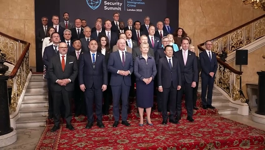 ‘Angry’ Starmer holds summit over illegal migration