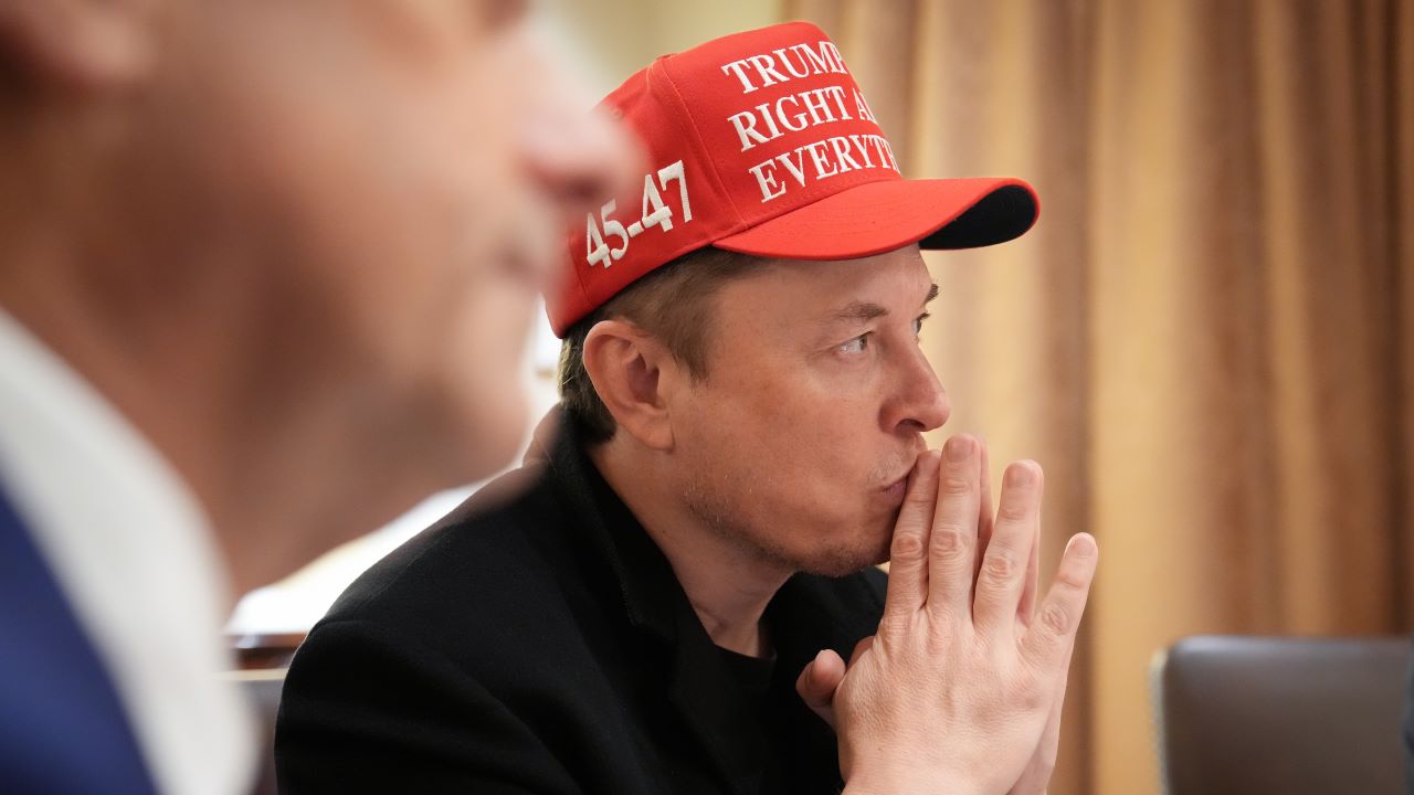 SpaceX and its partners emerge as frontrunners to build part of Trump's ...