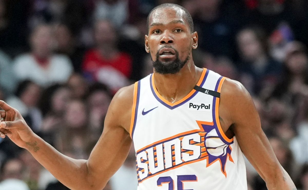 Kevin Durant injured: How many games will KD miss for the Phoenix Suns?