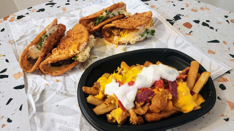 Review: Taco Bell's Newest Chalupas And Loaded Nacho Fries Are Missing ...