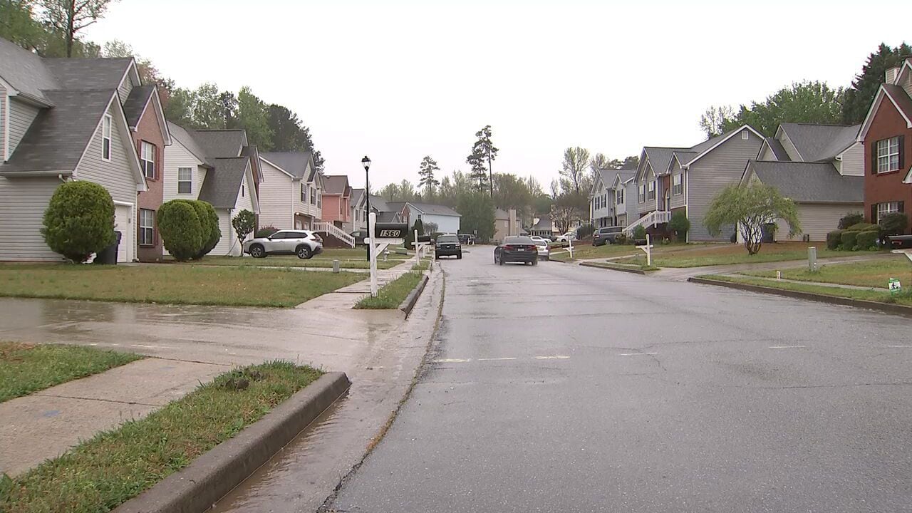 Gwinnett man arrested for shooting children with BB gun for cutting ...