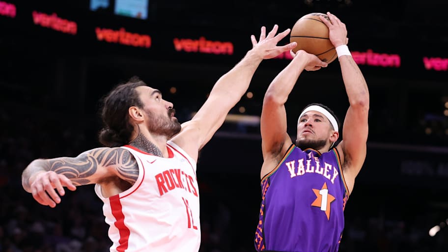 Devin Booker pays tribute to Penny Hardaway-- signs and sends PE pair of Nike Book 1