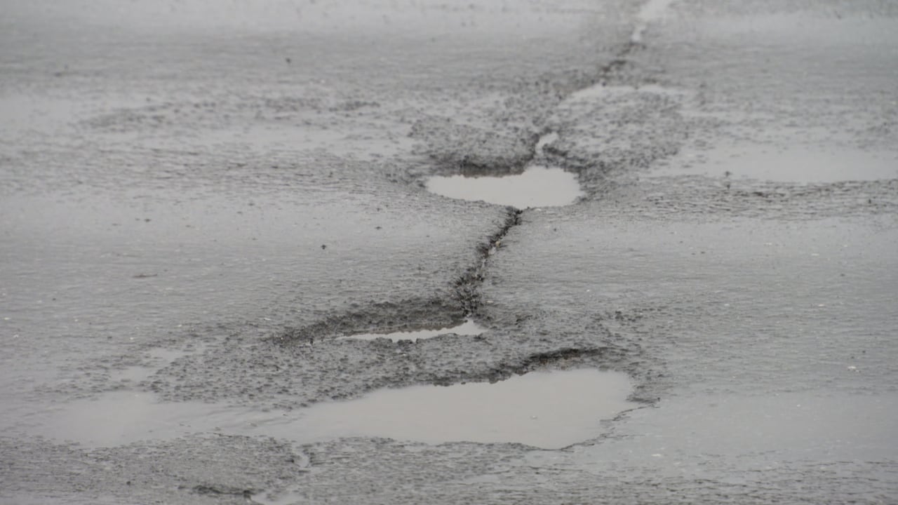 Watch out! Pothole season is back