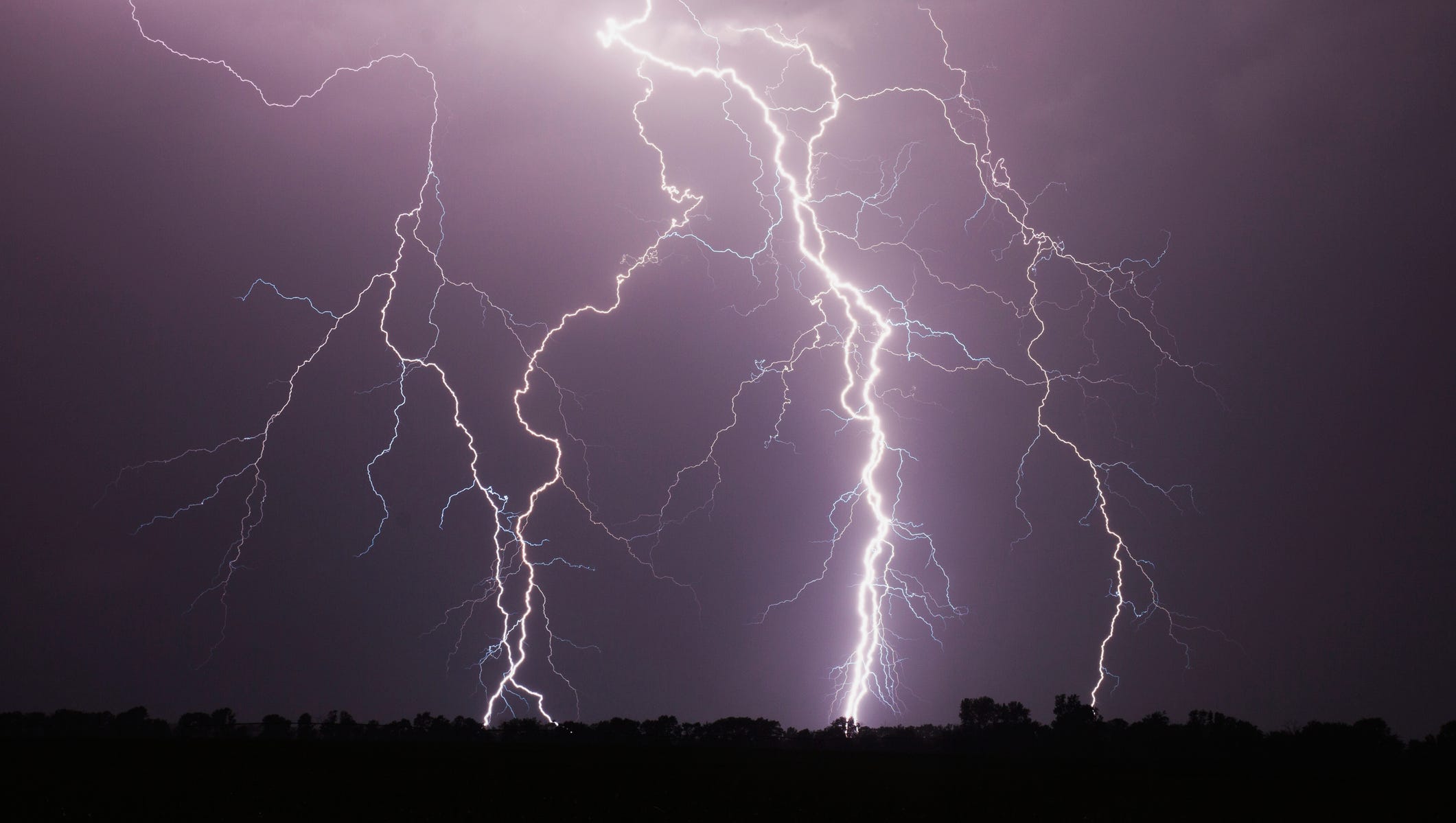 Helping kids cope with fear of thunder and lightning