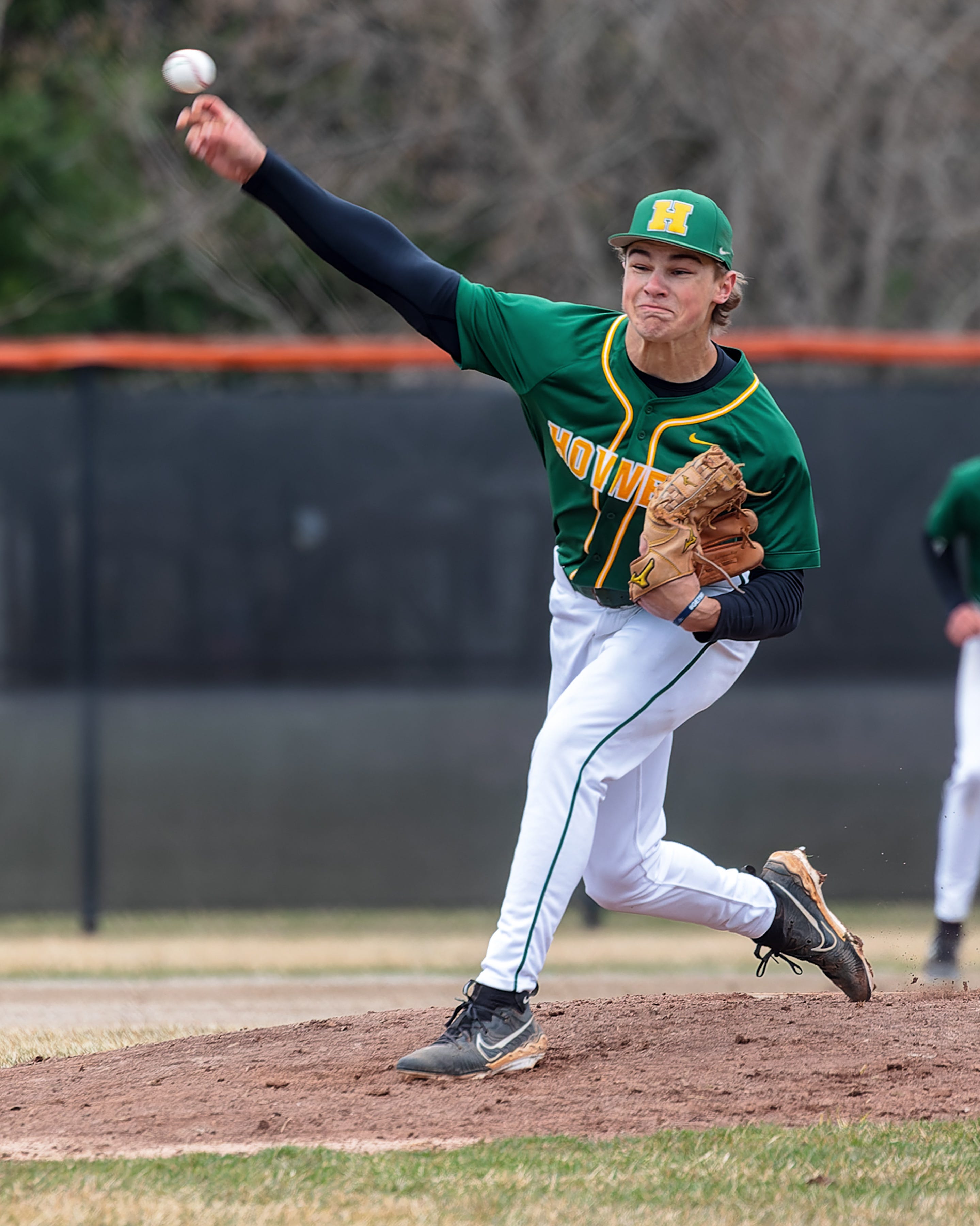Monday's top performers: Howell advances to KLAA baseball championship game