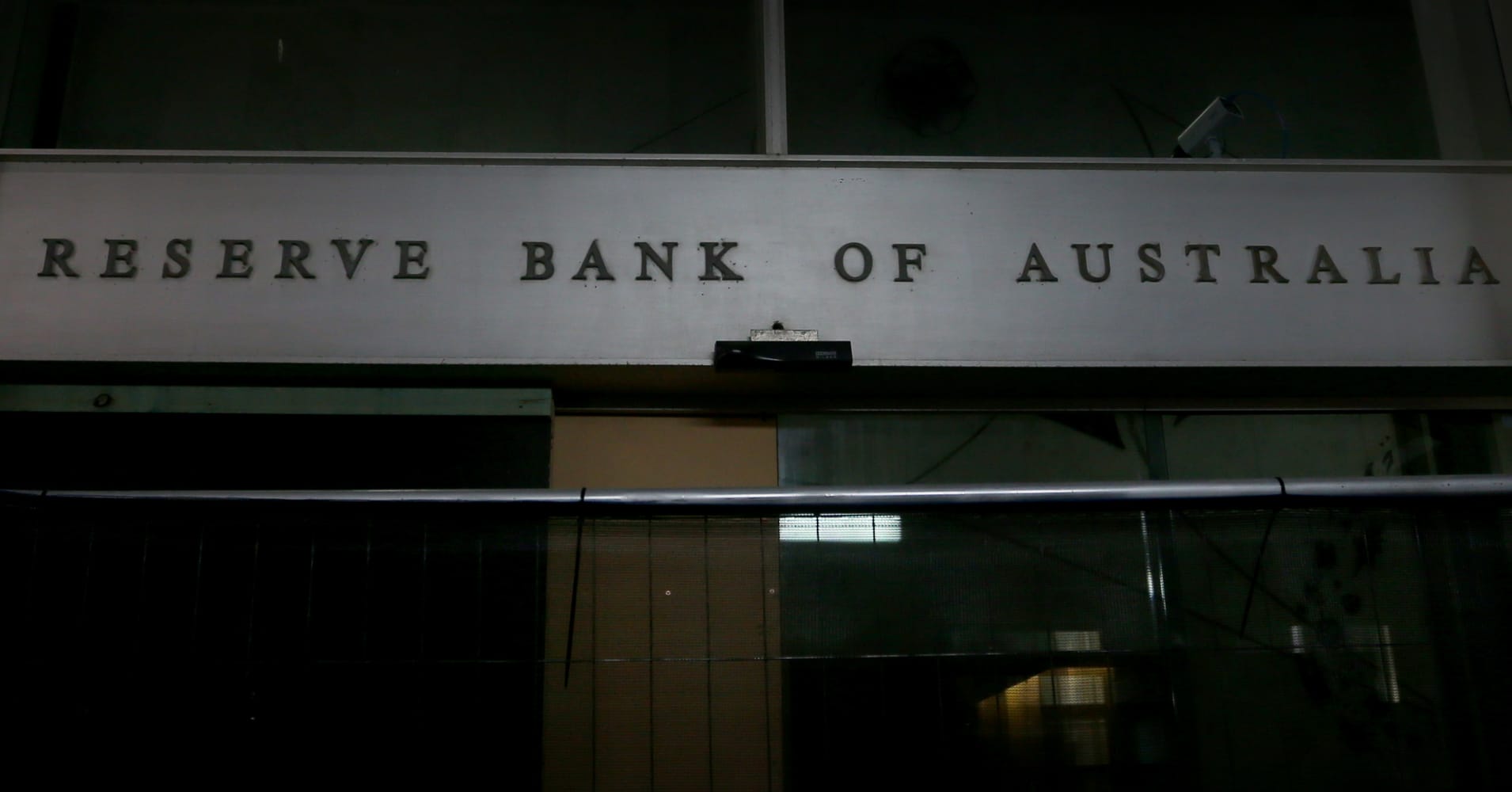 Australia central bank highlights global risks as it keeps rates steady ...