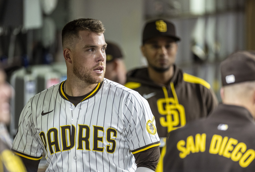 Padres off to 1st 5-0 start after newcomer Kyle Hart helps them beat ...
