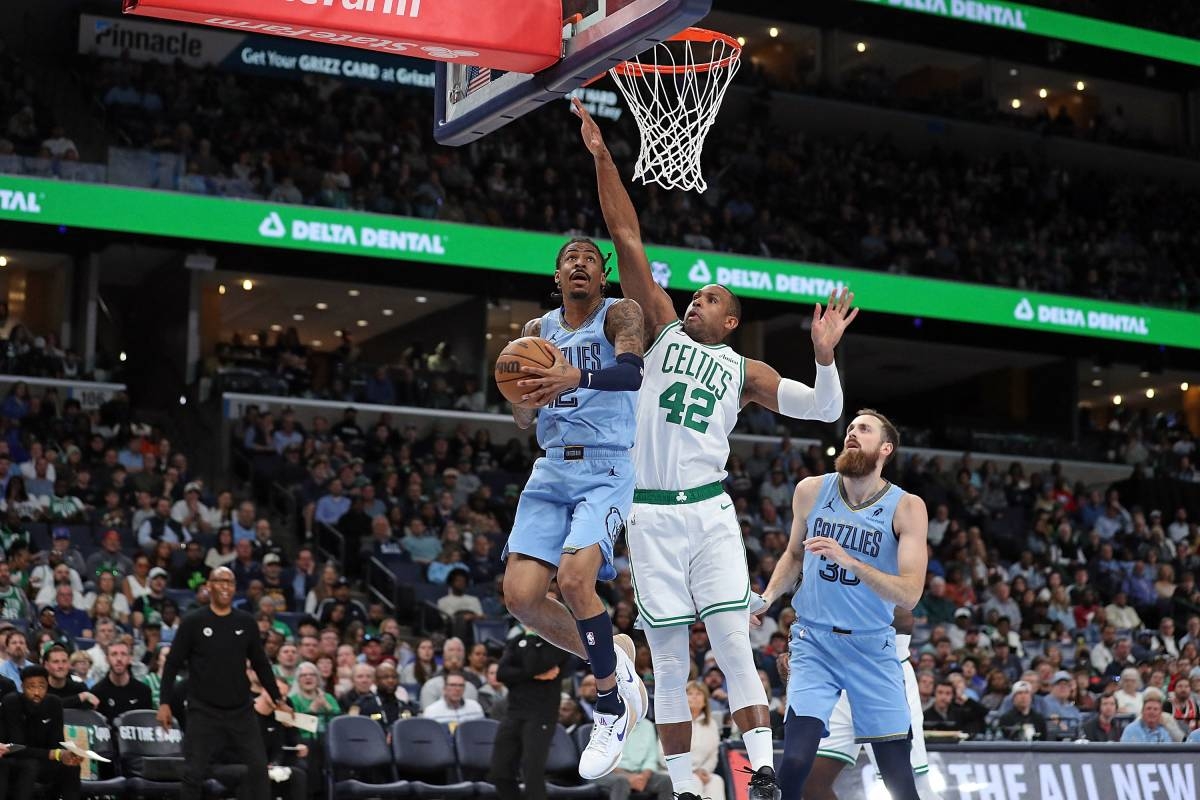 Celtics, Thunder keep NBA winning streaks alive