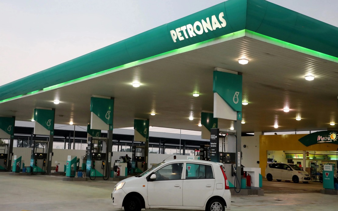 Petronas confirms fire incident at PGB main pipeline near Puchong