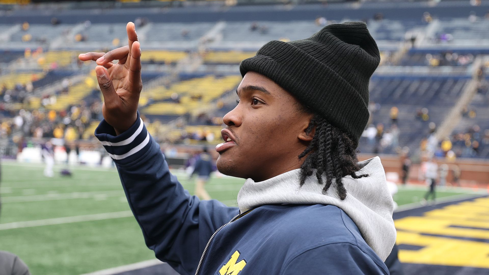 Michigan DL coach Lou Esposito explains what makes QB Bryce Underwood ...