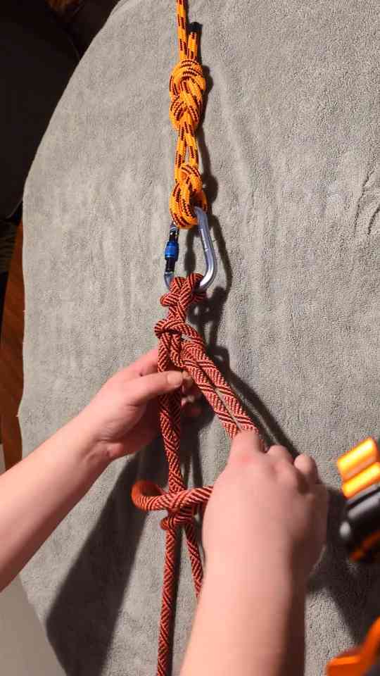 Munter Mule Overhand MMO Releasable Hitch for Assisted Belay Rescue ...