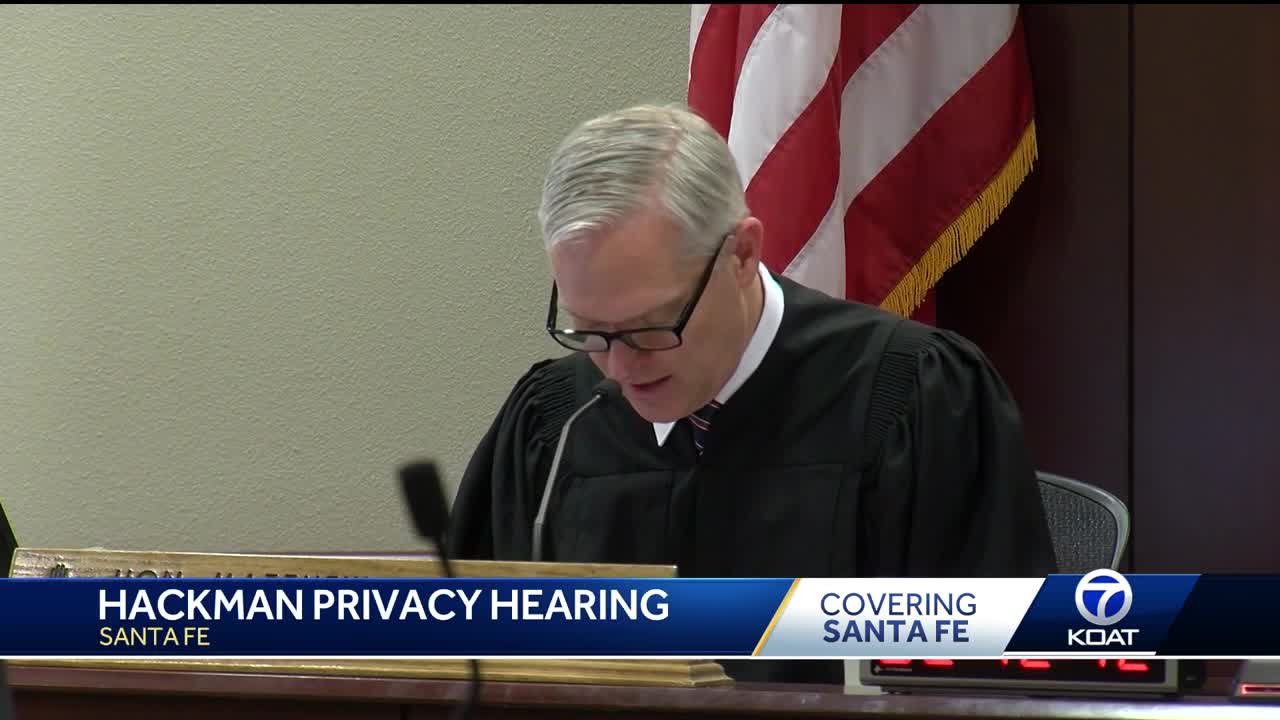 Santa Fe judge releases new details of Gene and Betsy Hackman's death ...