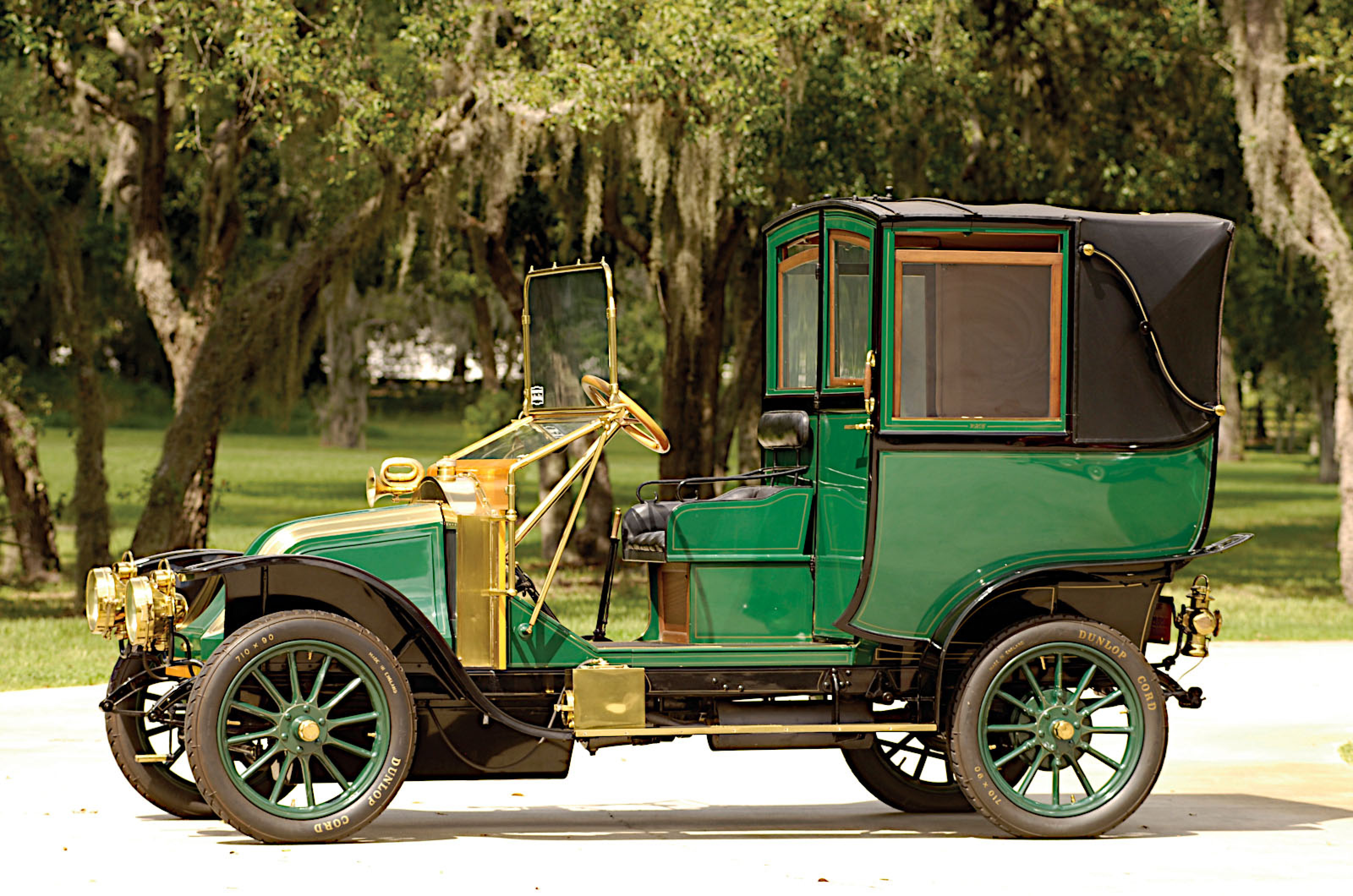 31 of Renault’s greatest hits