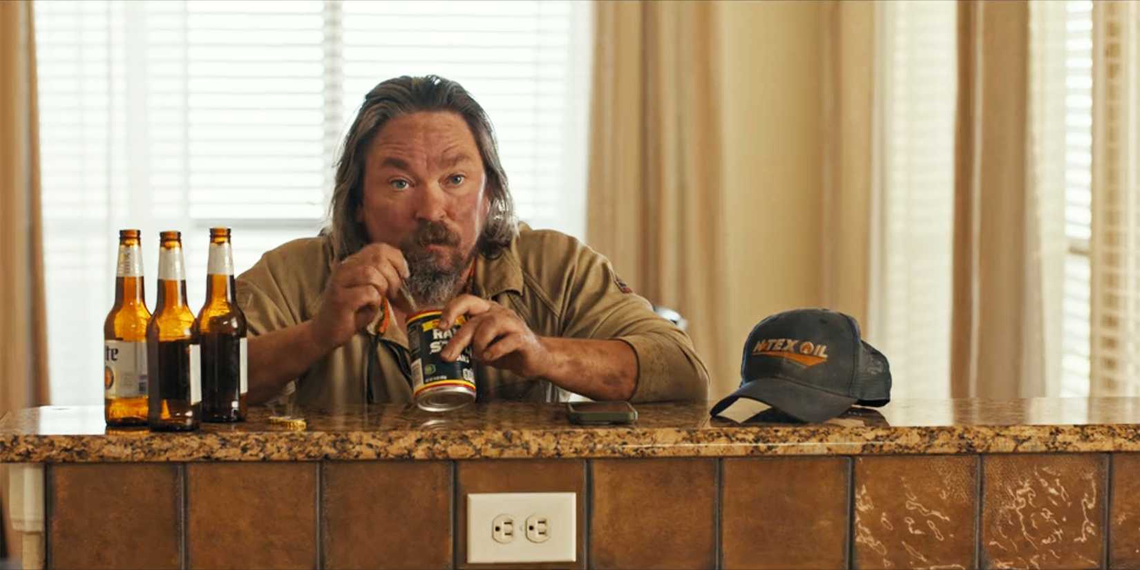 Landman Redeeming A Taylor Sheridan Regular After Yellowstone & 1883 ...