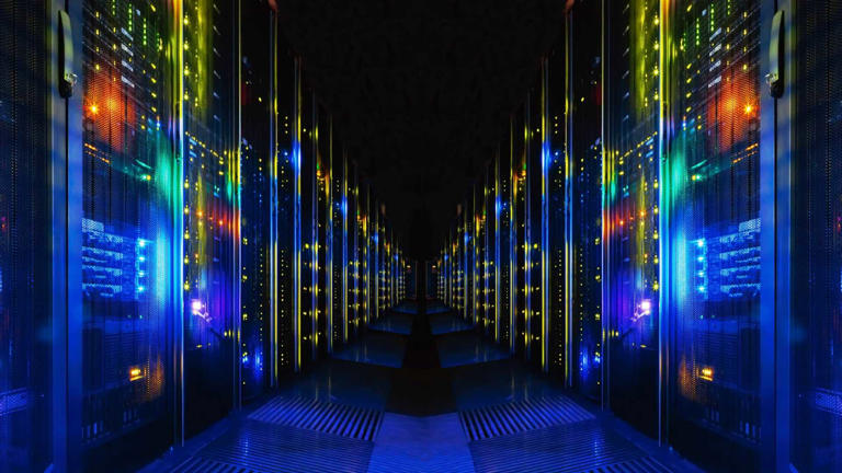 Your SSD isn't too small, you are just using it wrong