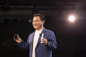 Samsung names TM Roh to lead consumer and smartphone division