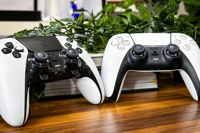 DualSense VS DualSense Edge: quali sono le differenze di questi ...