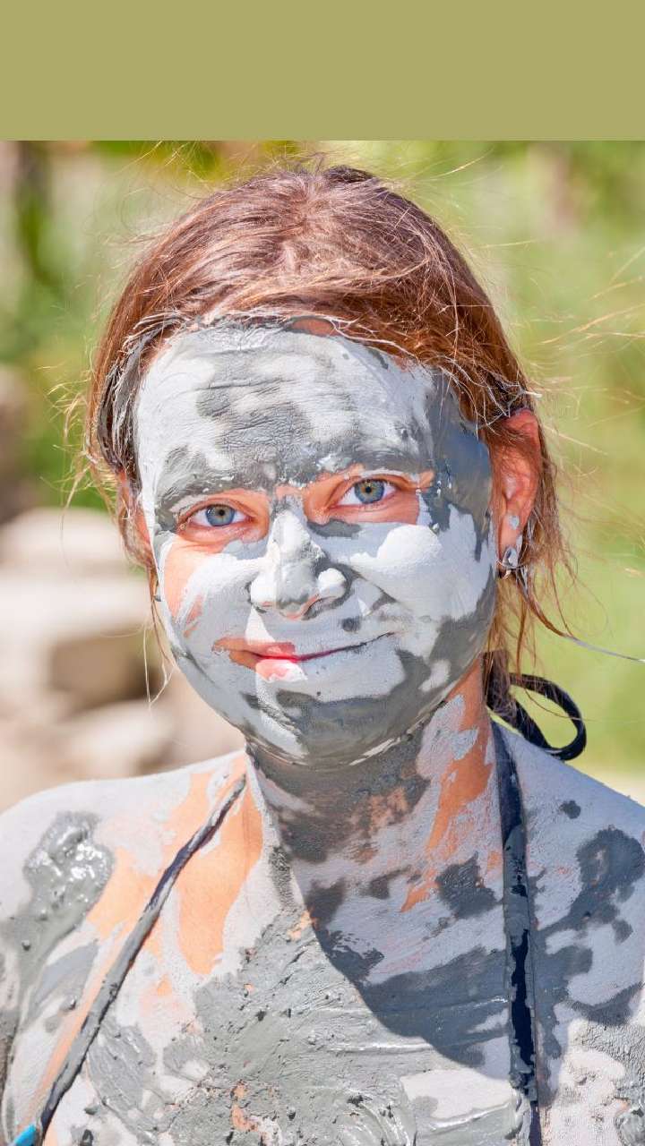 8 Surprising Benefits Of Mud Bath For Glowing Skin