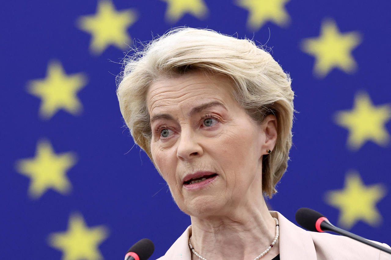 EU’s Von Der Leyen Vows Response to Trump’s 20% Tariffs