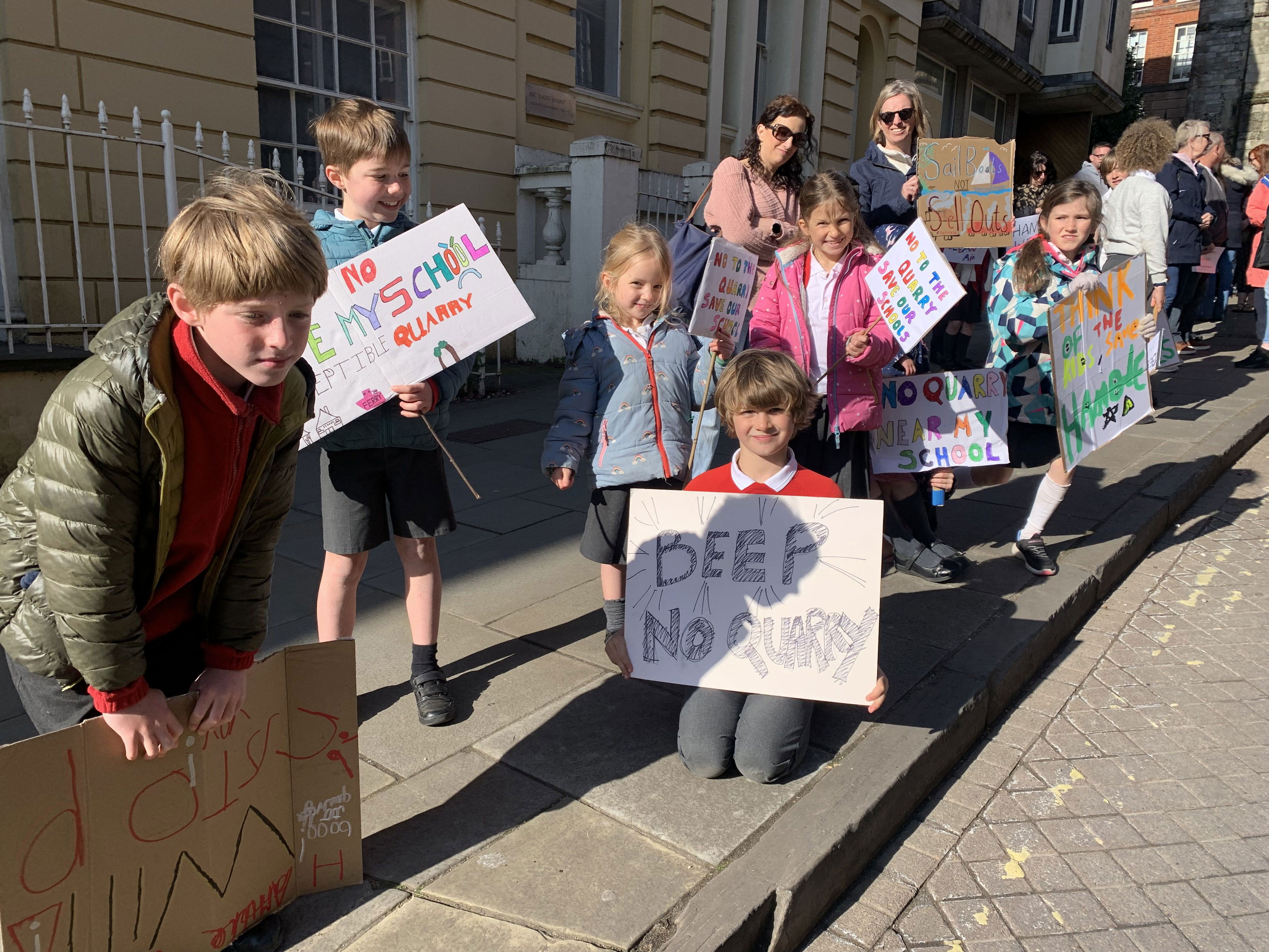 Protesting children passionately cry 'save our schools' as Cemex fights ...