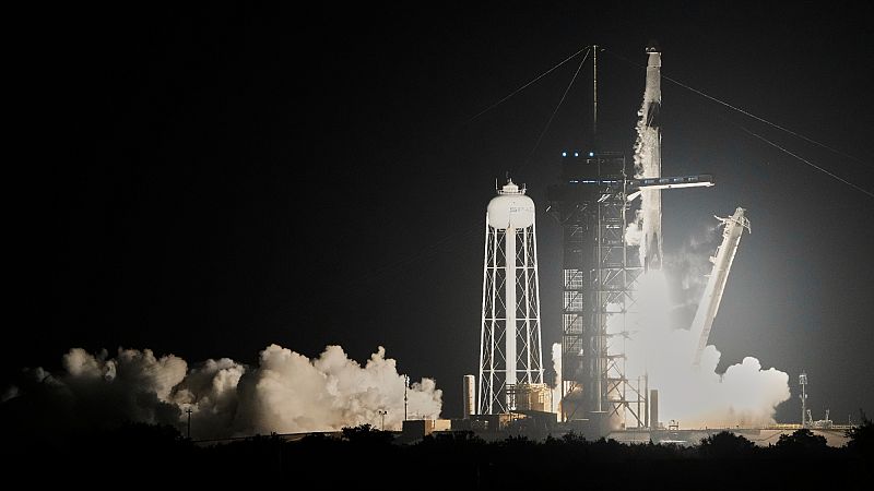 Bitcoin investor buys SpaceX launch for first rocket flight over North ...