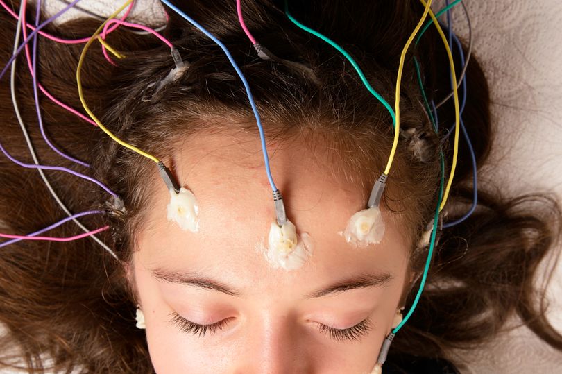 Technology breakthrough as brain implant turns thoughts to speech in ...