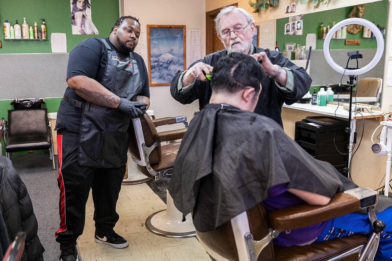 Everett barber school offers $5 haircuts — if you’re brave enough
