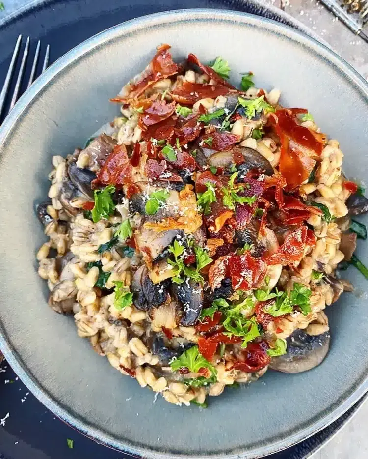 A Cozy One-Pan Dinner That Feels Fancy: Try This Mushroom “Bygotto”