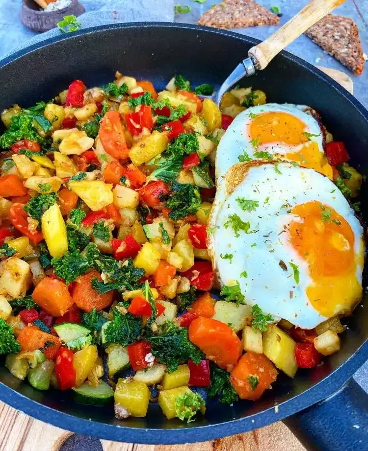 No Meat, No Problem: This Hearty Green Hash Is Packed with Flavor and ...