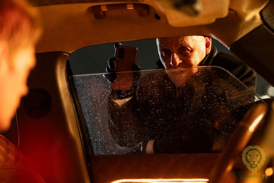 ‘Locked’ Review: A taut, one-car thriller fueled by Bill Skarsgård and ...