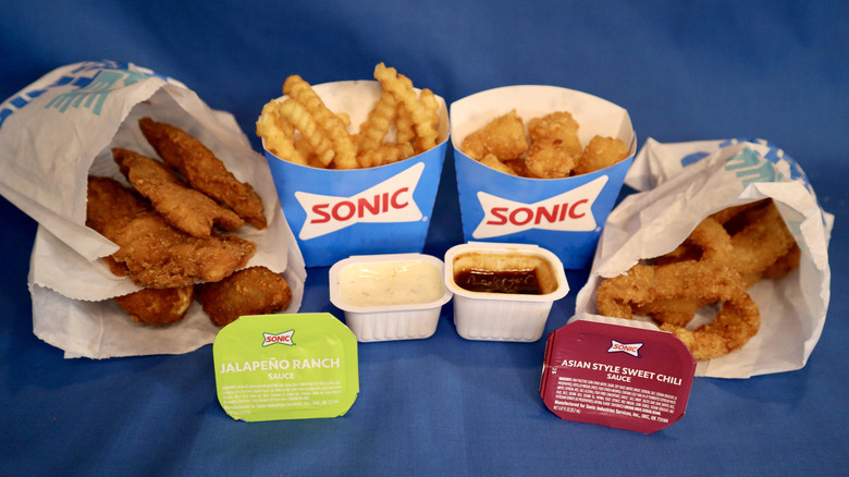 Sonic Jalapeño Ranch And Asian Sweet Chili Sauce Review: A Zesty Slam Dunk