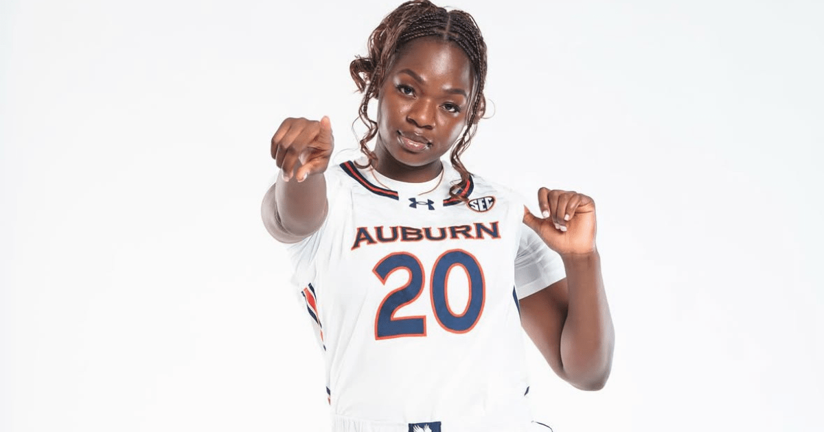 Auburn transfer Oyindamola Akinbolawa narrows to two finalists