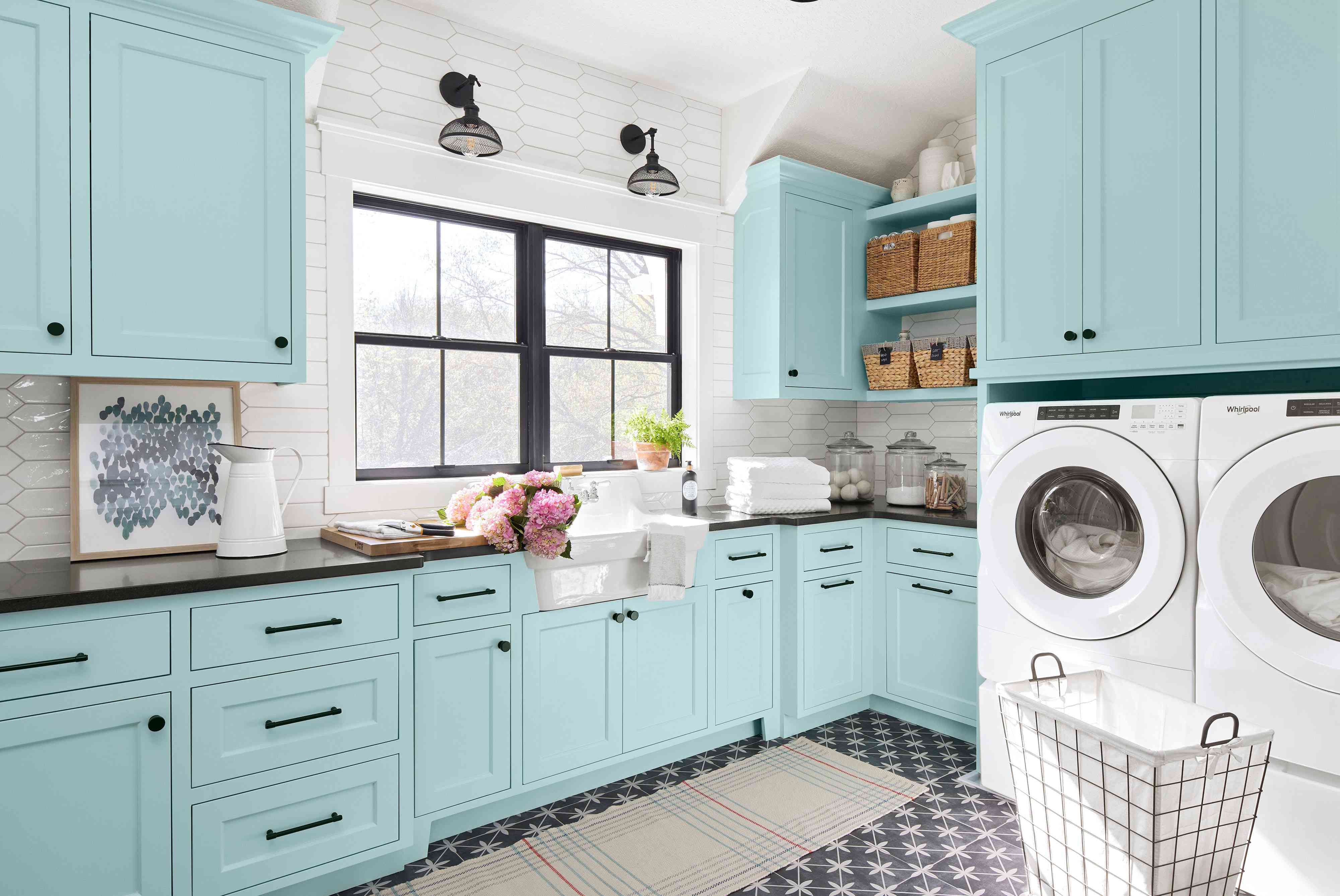 No, You Shouldn't Wash Everything on the Delicate Cycle—Here's Why