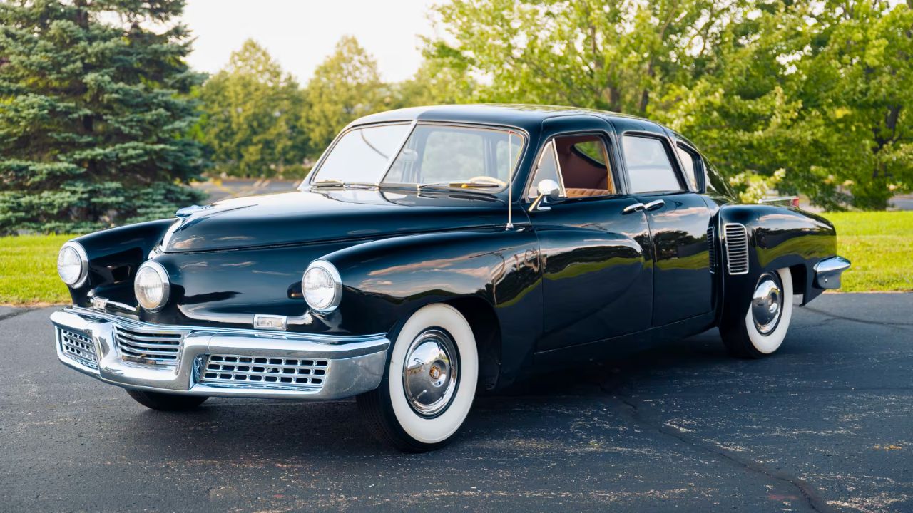 From War-Time Steel to Street Appeal: 10 ’40s Cars That Still Catch Eyes